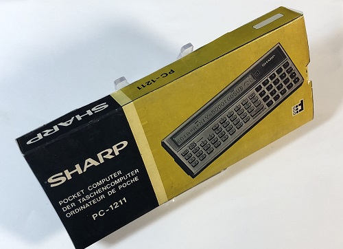 SHARP - SHARP PC-1211 - - SHARP SHARP PC1211 - sharp.ledudu.com - bibliothèque des ordinateurs ...